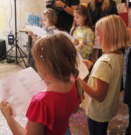 Die Hamburger Hummel - Ein wachsender Musikfreund aus dem All erobert ...